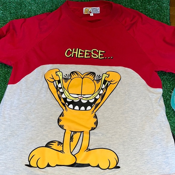 Garfield | Tops | Vintage Garfield And Odie Cheese Shirt | Poshmark